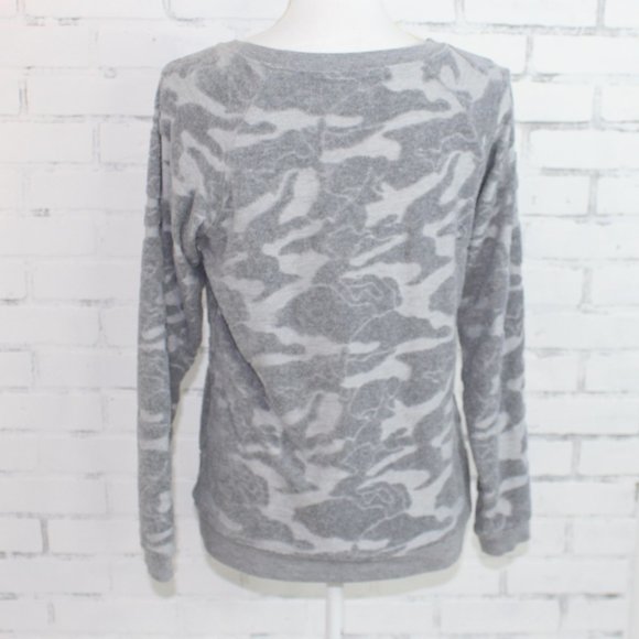 Jessica Simpson | Tops | Jessica Simpson Grey Camo Long Sleeve ...